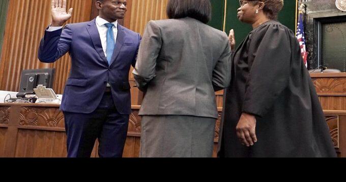 Gabe Gore sworn in as City of St. Louis circuit attorney | State News ...