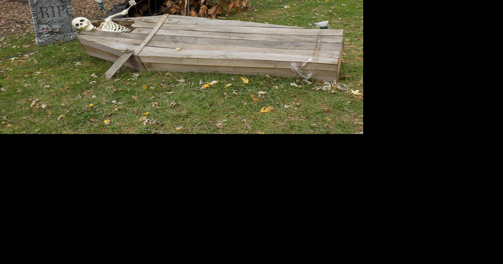 The Strange and Unusual Halloween Walk | Thestar | kpcnews.com