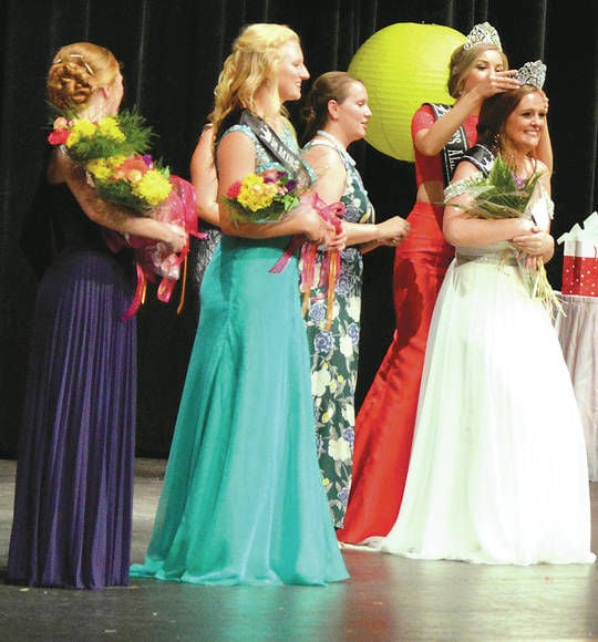 Carroll graduate named Miss Allen County 2017 | News | kpcnews.com