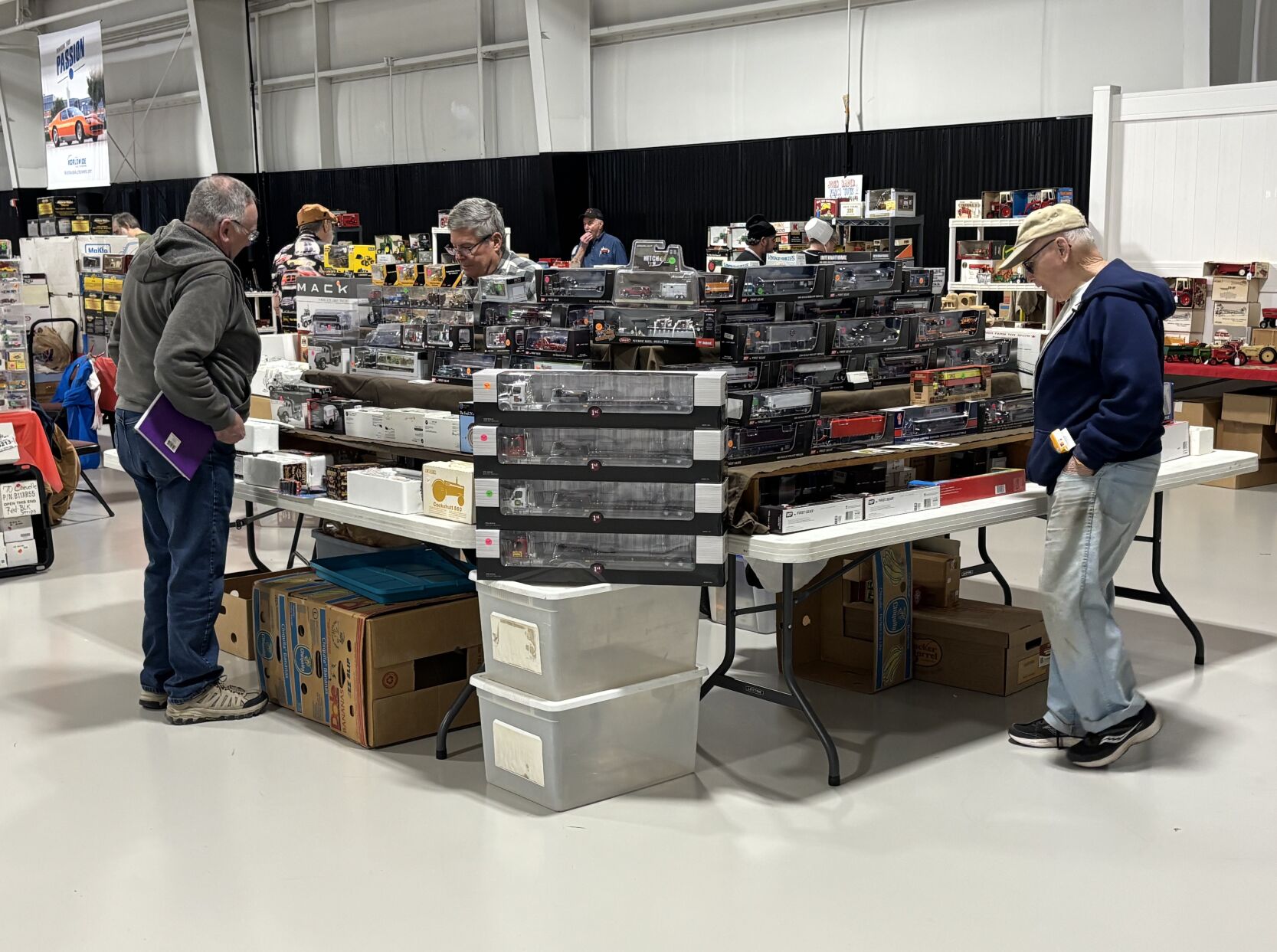 Toys draw interest at tractor show | Thestar | kpcnews.com