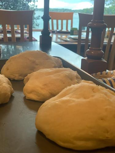 Syrian bread is a touch of the Middle East | Features | kpcnews.com