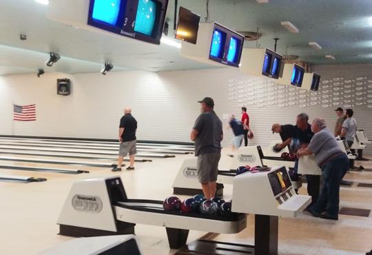 Bowling centers surviving through pandemic | Heraldrepublican | kpcnews.com