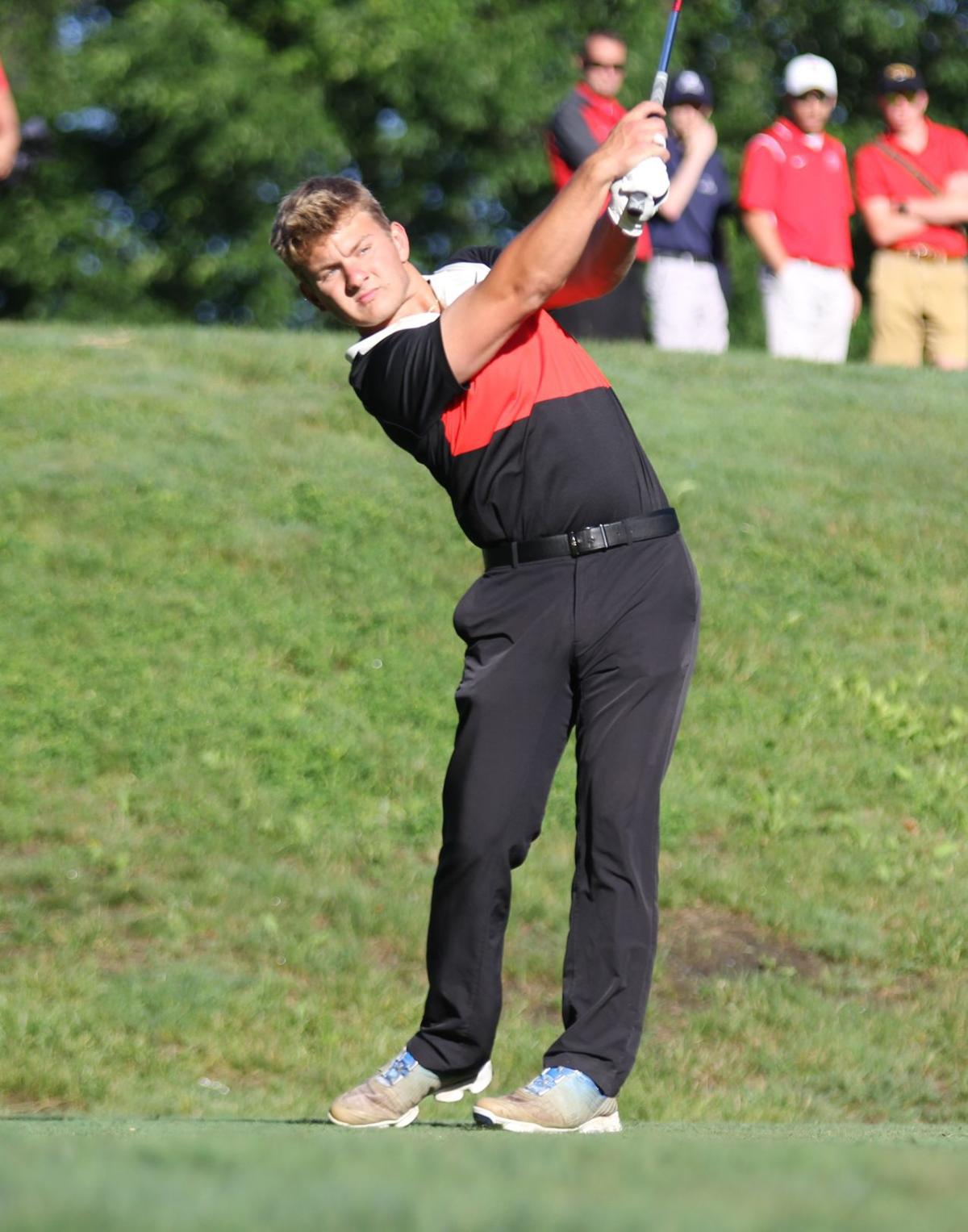 Bailey Clark stuggles to find right distance on first day of IHSAA ...