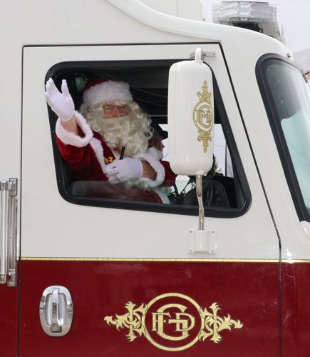 Santa visits Garrett | Garrett Clipper | kpcnews.com