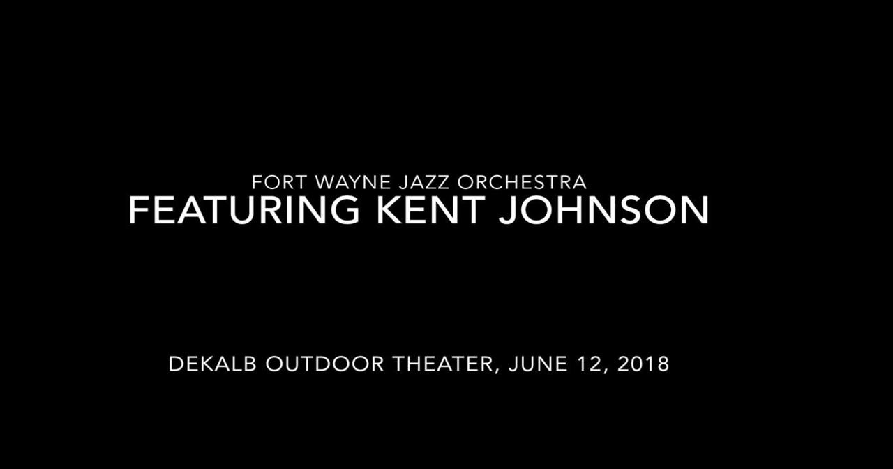 Kent Johnson sings at the DeKalb Outdoor Theater | Thestar | kpcnews.com
