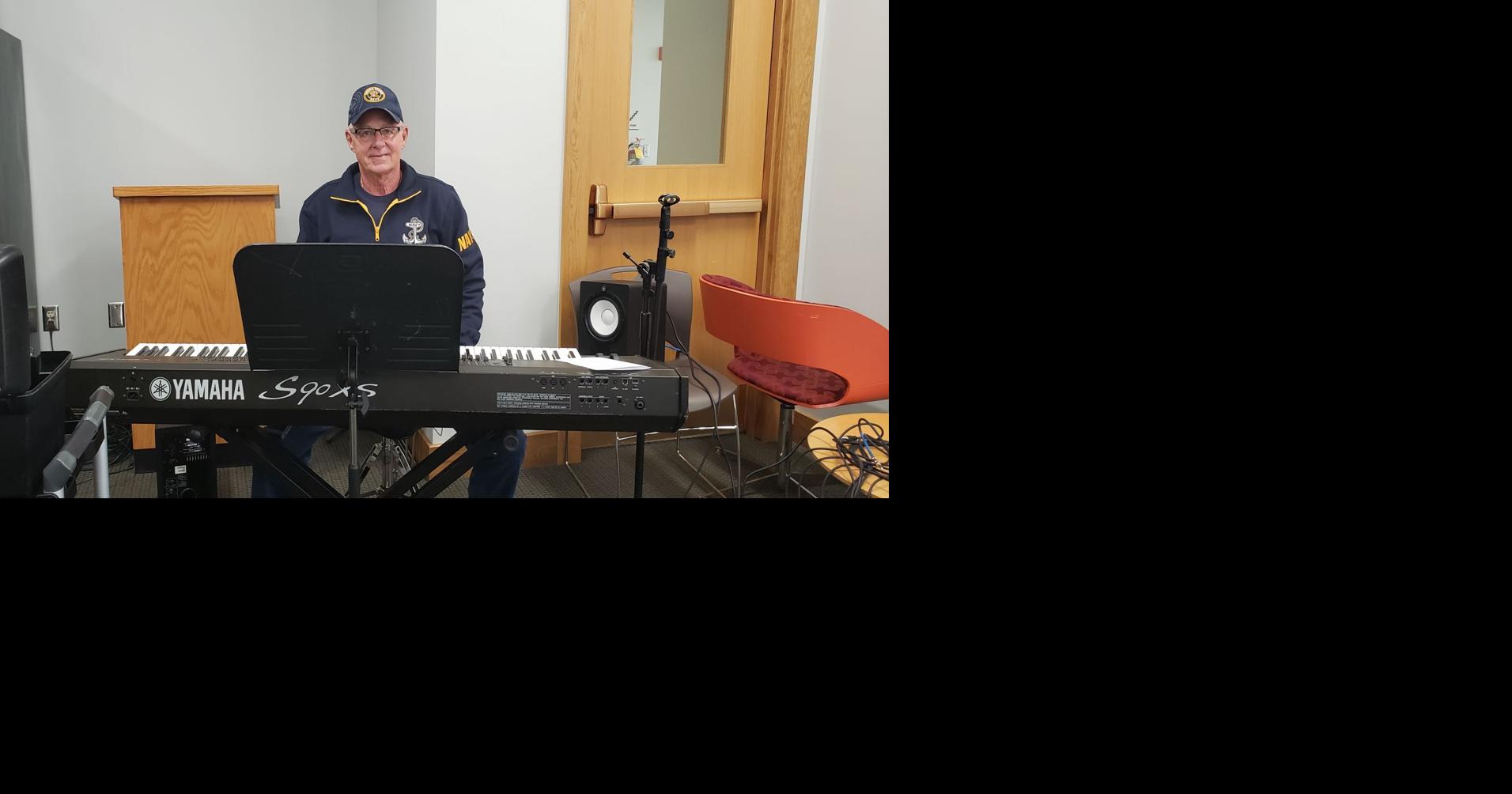 Alan Schaffer performs patriotic songs for DAR | Thestar | kpcnews.com