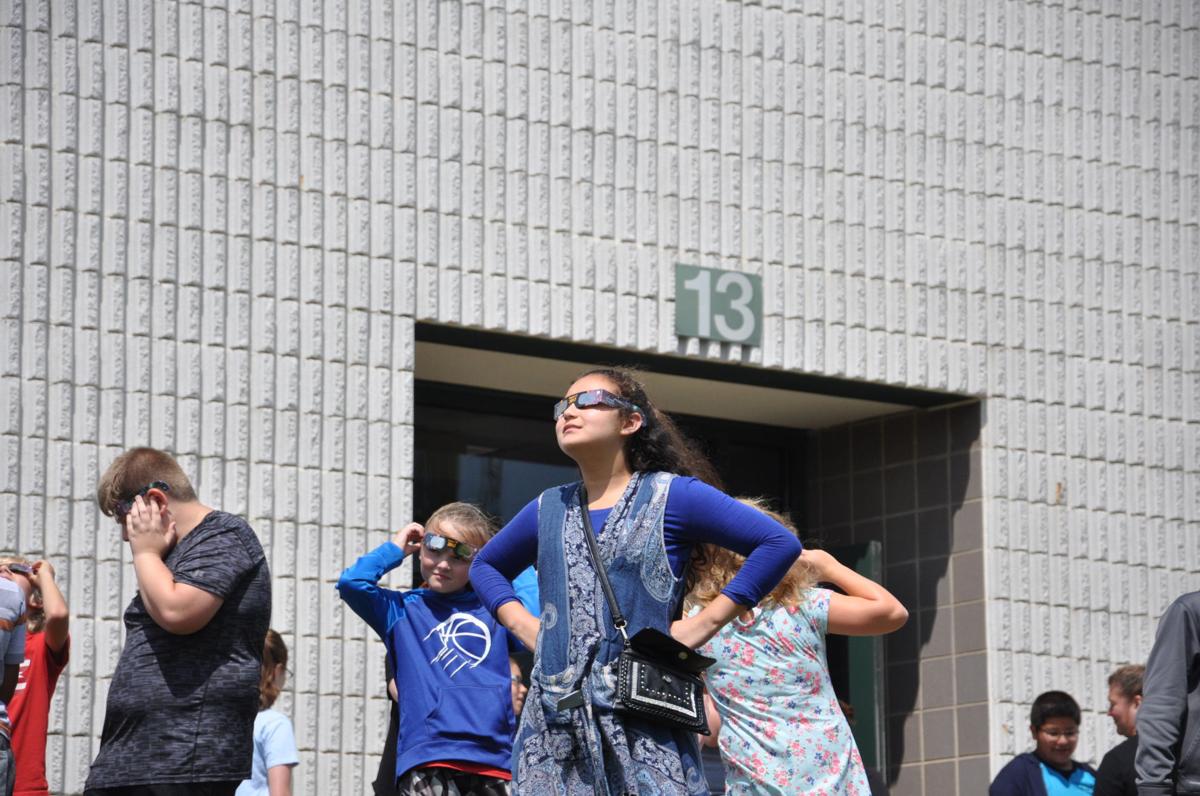Solar eclipse viewing, West Noble Middle School | Photo Galleries ...
