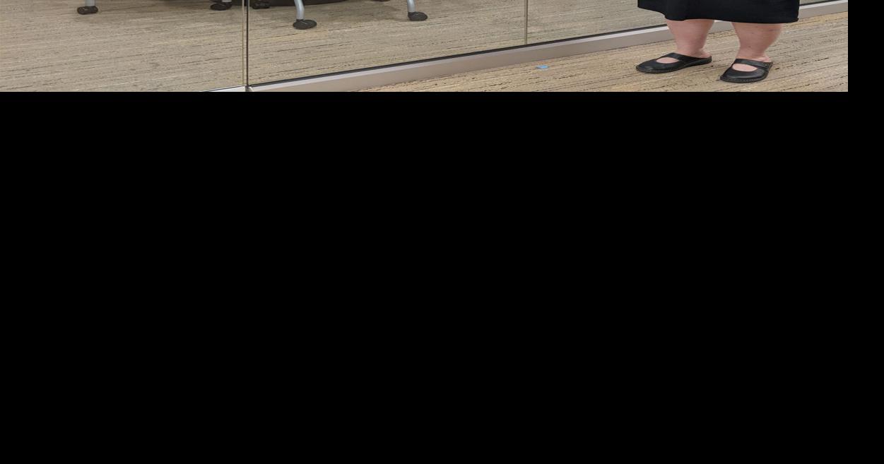 Eckhart Library honors Graber family | Thestar | kpcnews.com