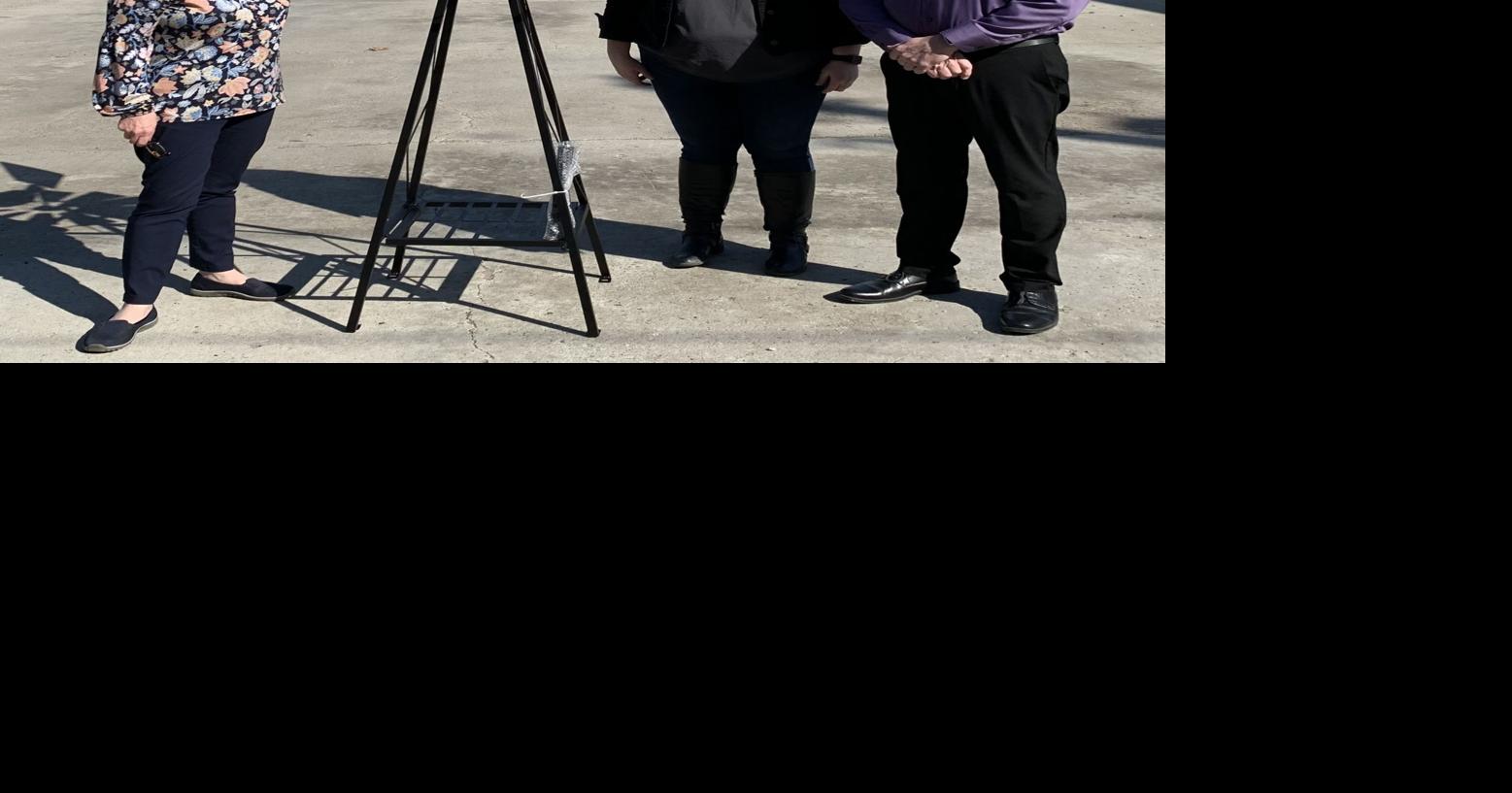 Butler Main Street launches windmill contest | Butler Bulletin ...