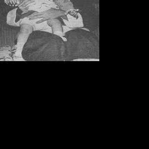 Awkward Santa photos | Kpcnews | kpcnews.com