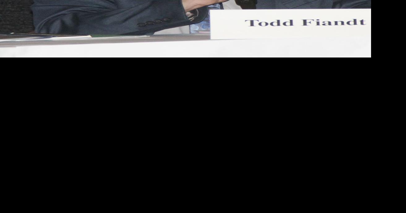 Garrett mayoral candidates square off in debate | Garrett Clipper ...