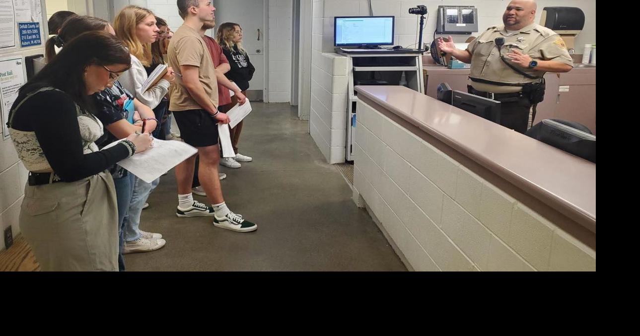 Students tour jail, Central Communications | Thestar | kpcnews.com