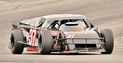 Angola Speedway welcomes drivers from closed track | Newssun | kpcnews.com