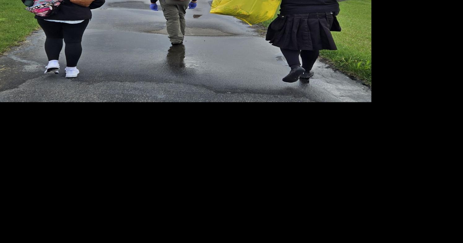 Scouts hike, pick up trash | Thestar | kpcnews.com