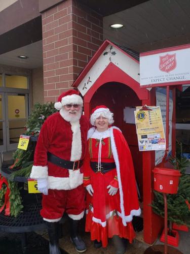 Red Kettle bell ringers | Features | kpcnews.com