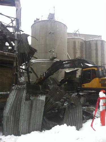 Ash Grove Cement Plant Gets Torn Down | Local News | kpvi.com