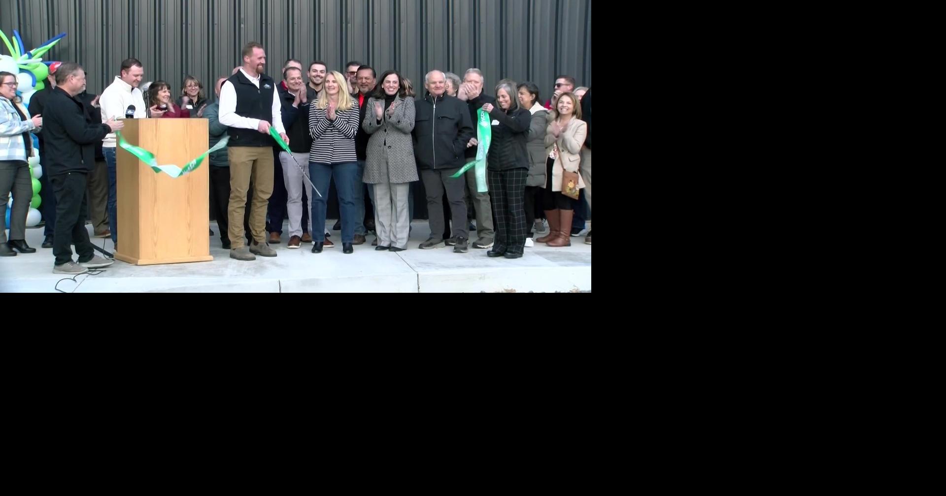 ICCU Fieldhouse Holds Ceremonial Ribbon Cutting | Sports | kpvi.com
