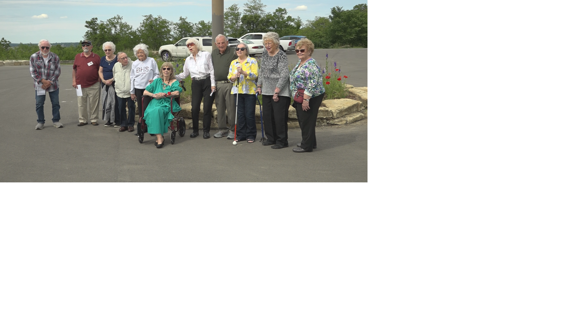 Benton High School class of 1952 holds reunion | News | kq2.com