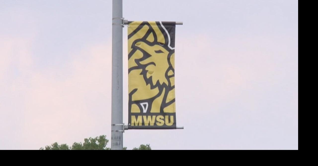 Students head back to MWSU | Local | kq2.com