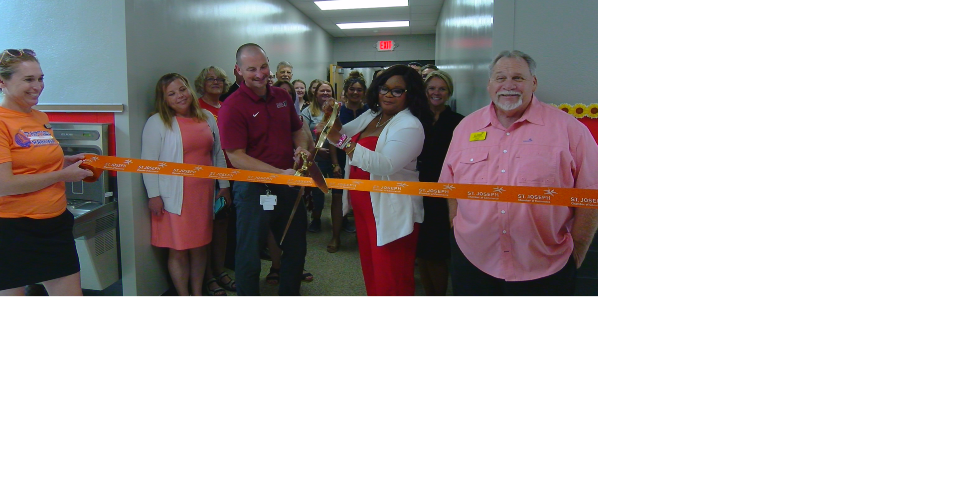 Hosea Elementary School unveils new expansion to school | News | kq2.com