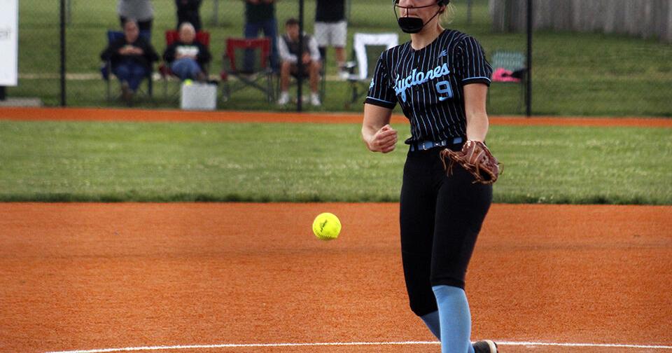 Riverside Cyclones softball headed to first Final Four | News | kq2.com