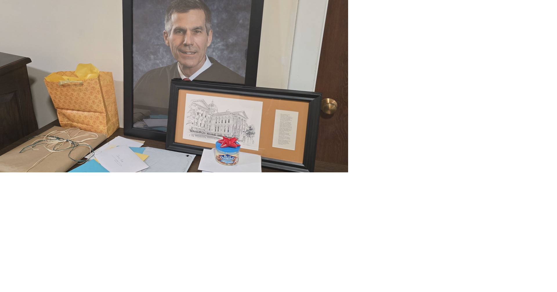 Judge Patrick K. Robb celebrates retirement with ceremony | News | kq2.com