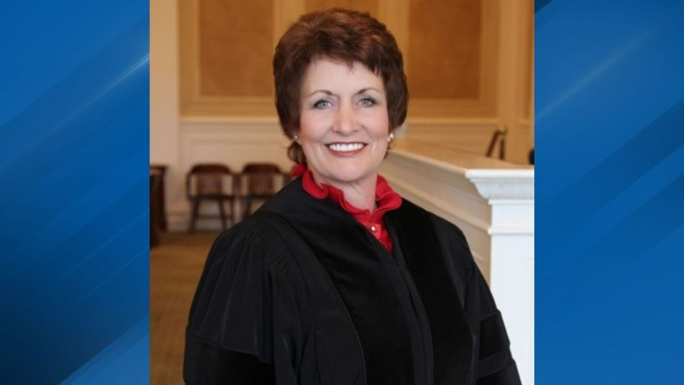 Arkansas' first female chief justice sworn in | News | ktbs.com