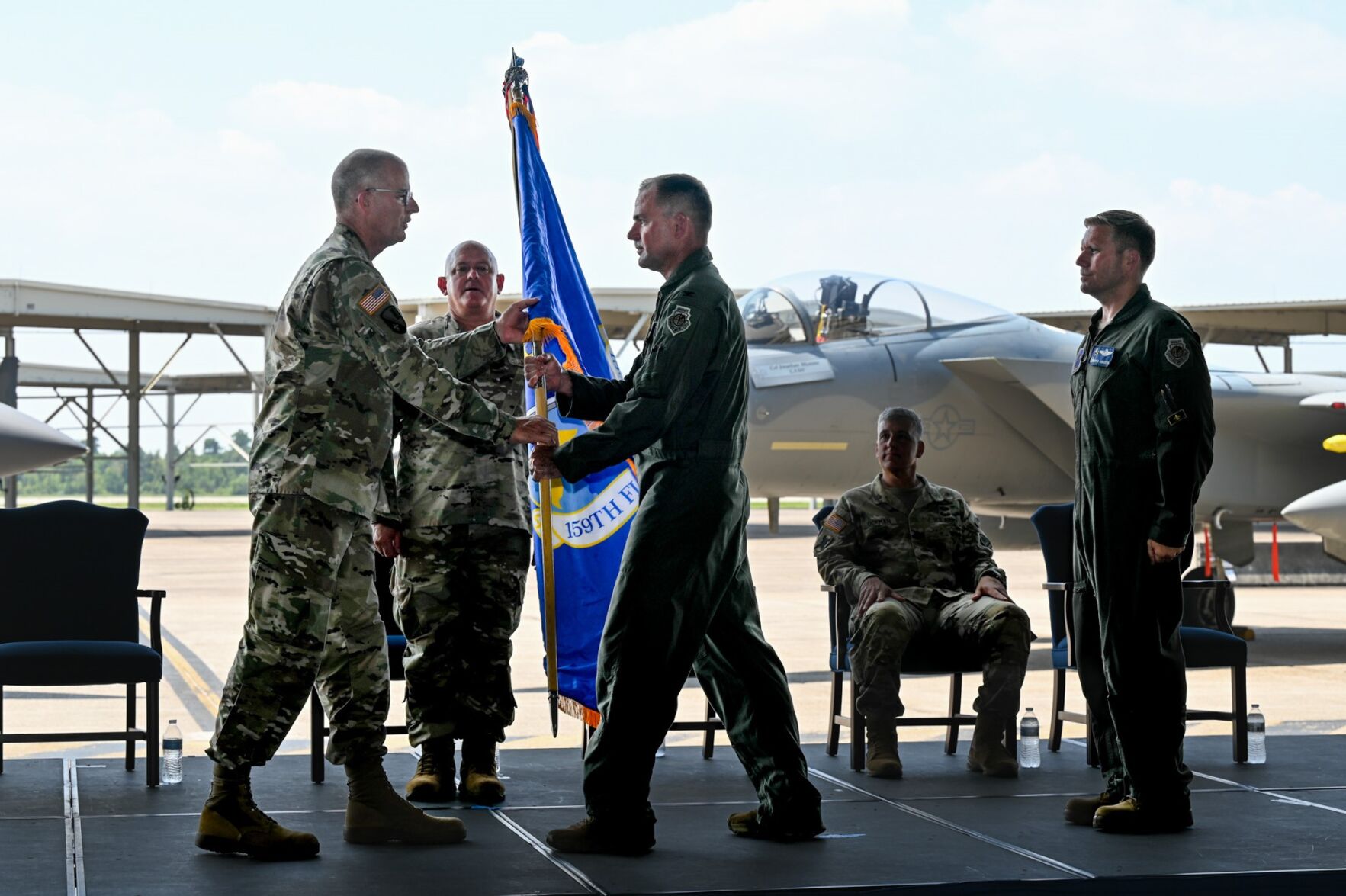 Naval air station held change of command ceremony | News | ktbs.com