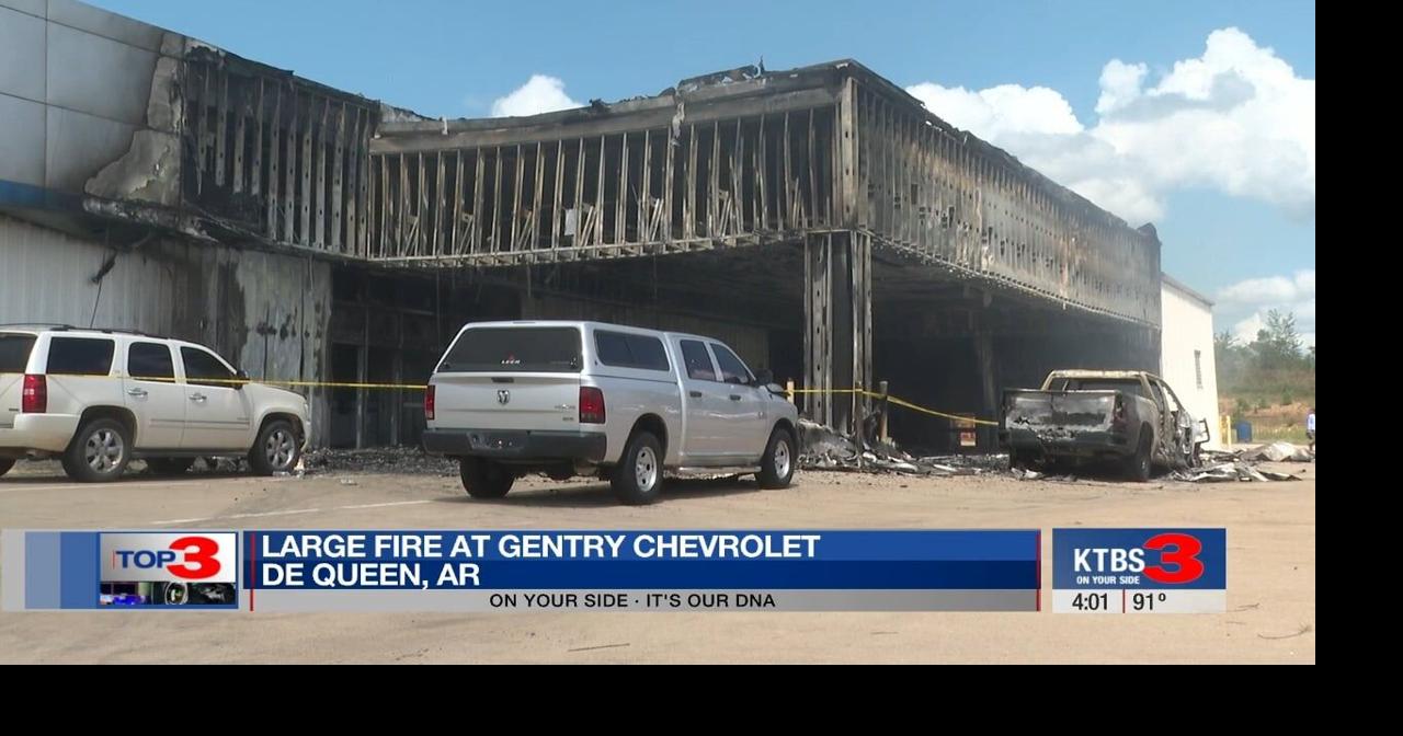 Massive fire burns ArkLaTex car dealership | Texarkana | ktbs.com
