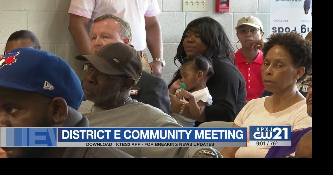 District E community meeting connects residents with Shreveport city leaders | Community | ktbs.com