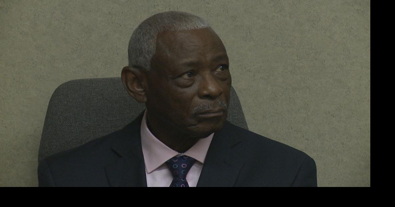 New Mansfield mayor sworn in | ArkLaTex Politics | ktbs.com