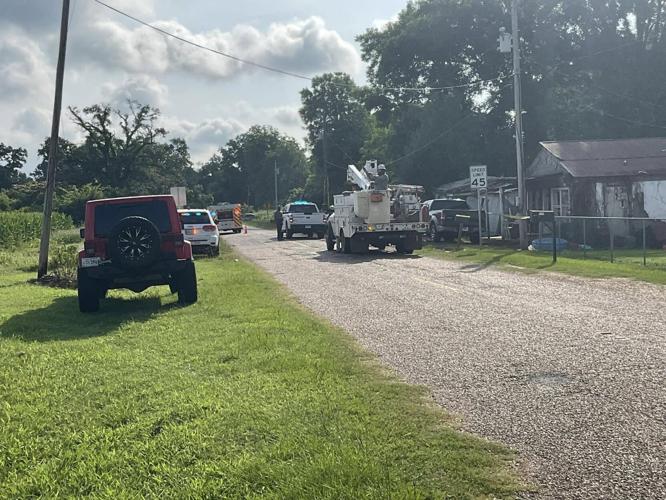 10 adults, 8 children escape safely after foundation of home collapses ...