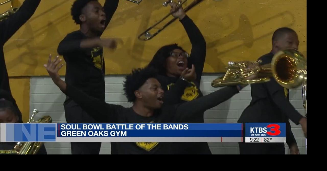Marching band rivalry electrifies Green Oaks gym for Battle of the ...