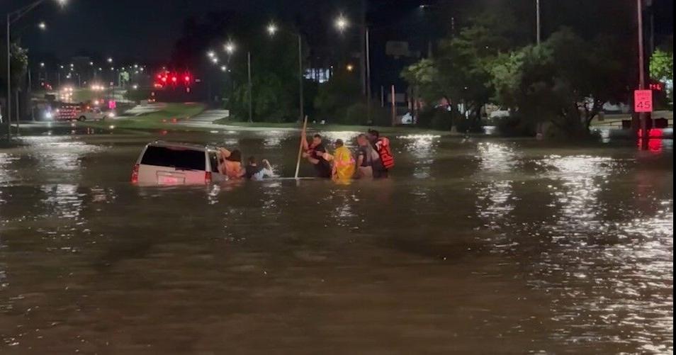 Flooding Hail High Winds Plague Shreveport Streets Homes During