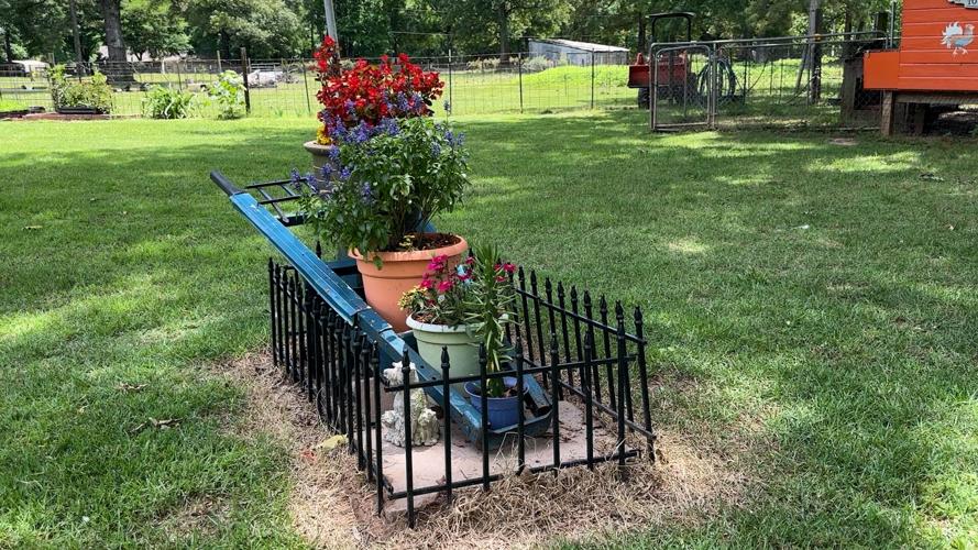 North Benton couple's garden oasis on Le Tour des Jardins | Johnette’s ...
