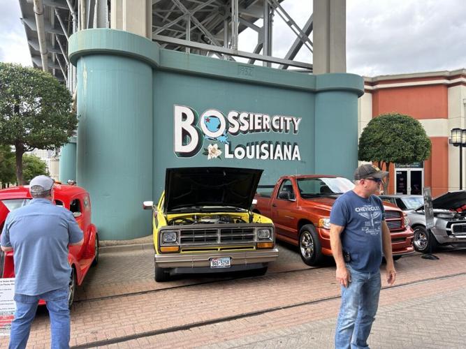 Louisiana Boardwalk draws visitors to car show | Easter | ktbs.com