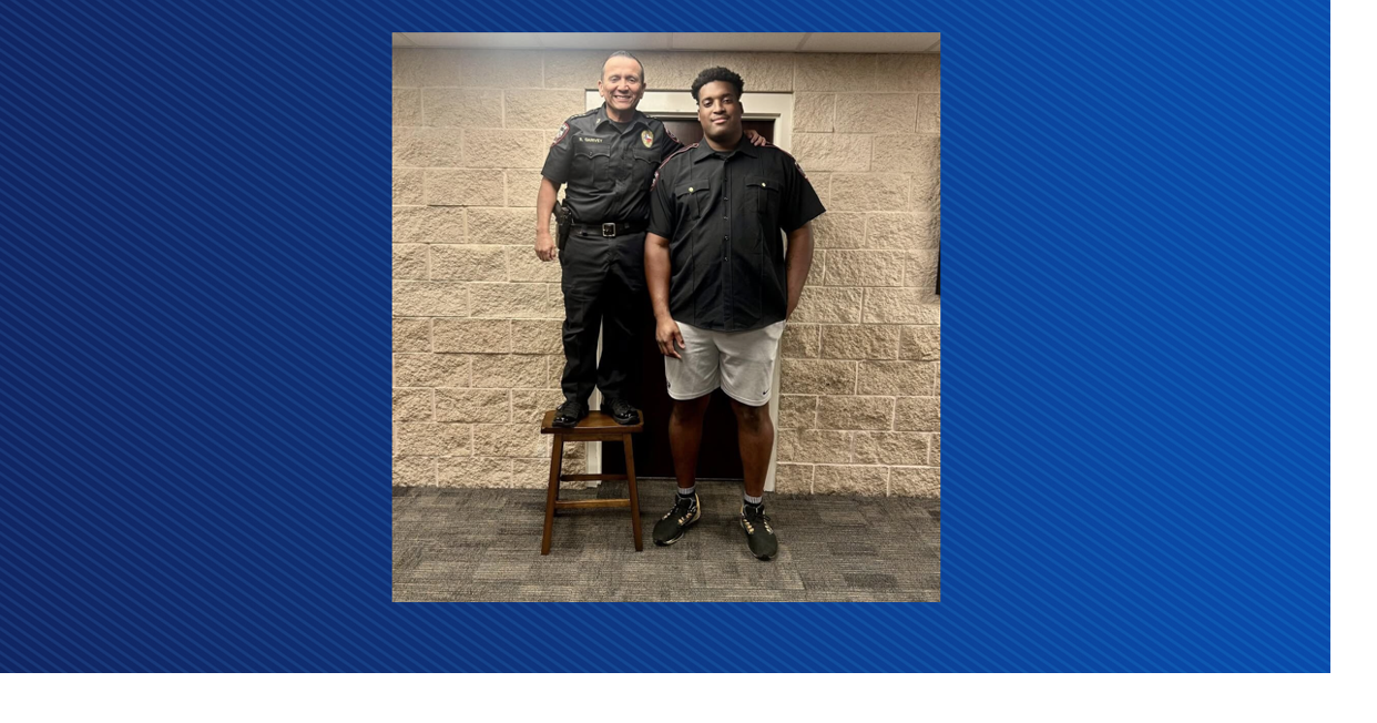 From the hardwood to handcuffs: 7-Foot-3 ex-Louisiana hoops player prepares to join Texas police ...
