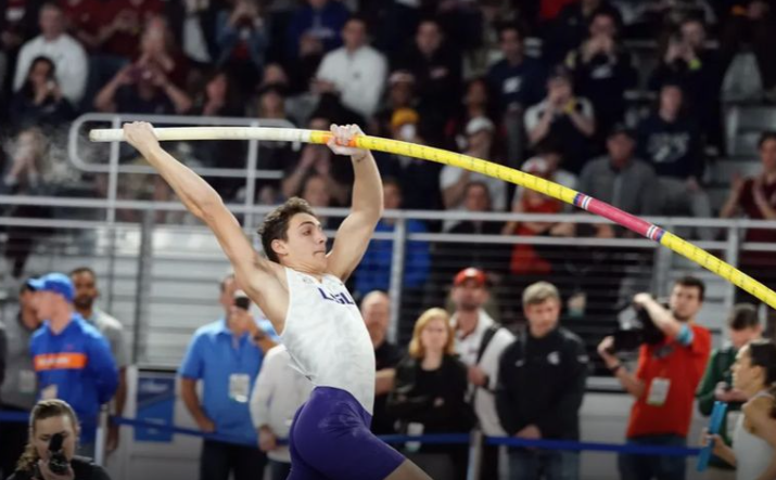 Former LSU pole vaulting star Mondo Duplantis wins second gold medal ...