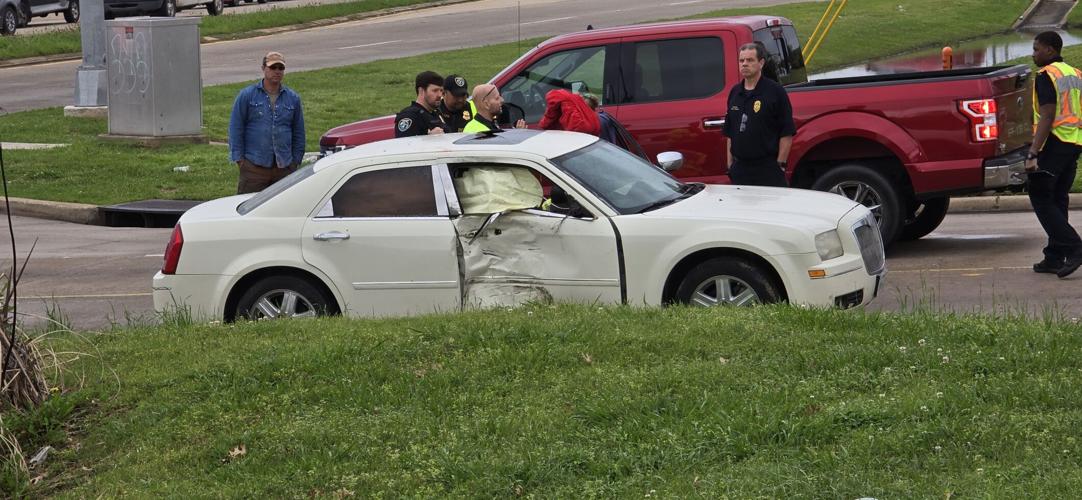 Motocyclist killed in crash on East Bert Kouns identified | News | ktbs.com