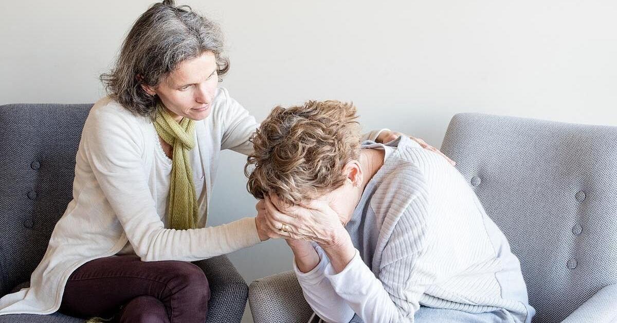 Specific Symptoms of Middle-Age Depression Tied To Later Dementia Risk ...