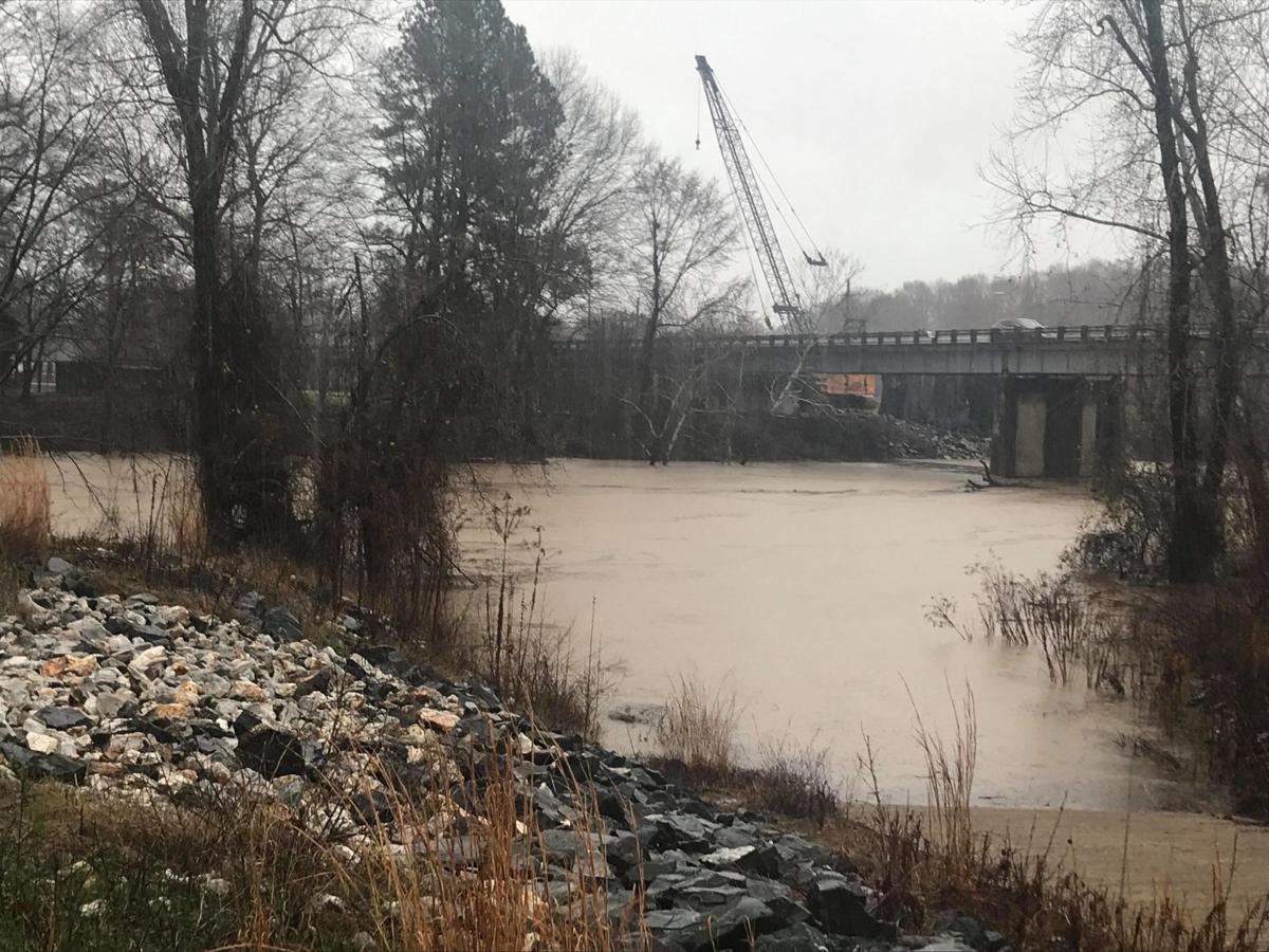 Emergency officials prepare for flooding near the Little River | News ...