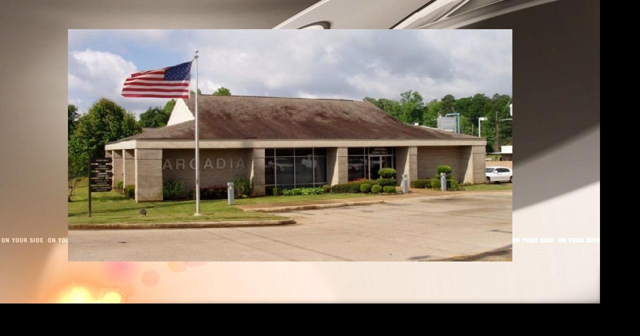 Arcadia mayor remains optimistic despite skeleton staff | News | ktbs.com