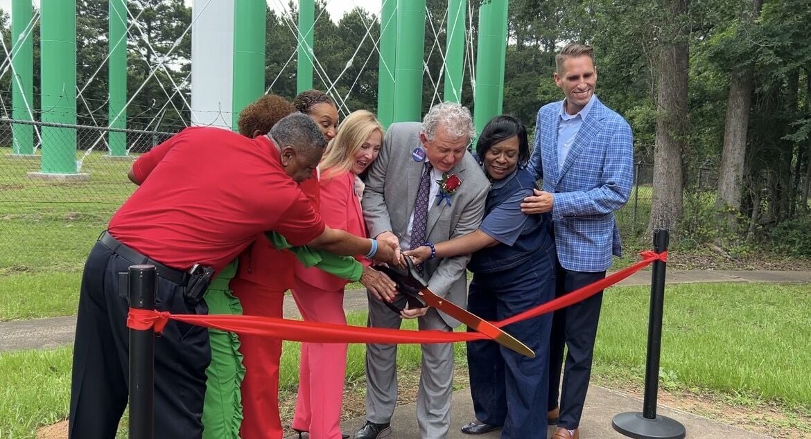 Ribbon cutting celebrates completion of second West Shreveport water ...