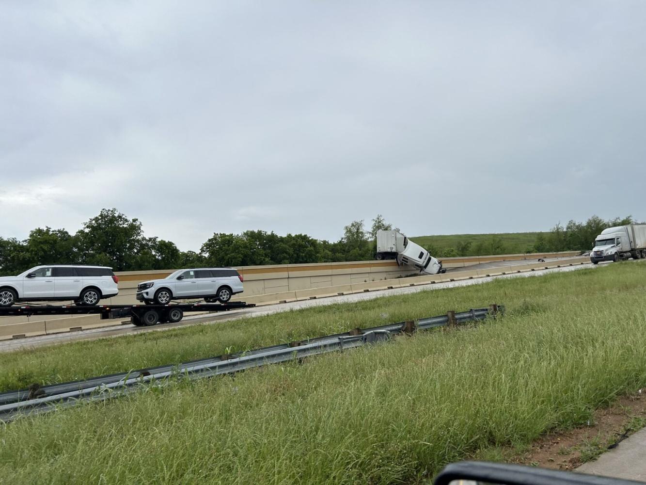Multiple accidents cause major traffic delays on I-220 in Shreveport ...