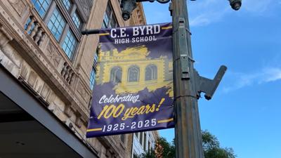 C.E. Byrd holds 'Street Party' in downtown Shreveport | News | ktbs.com