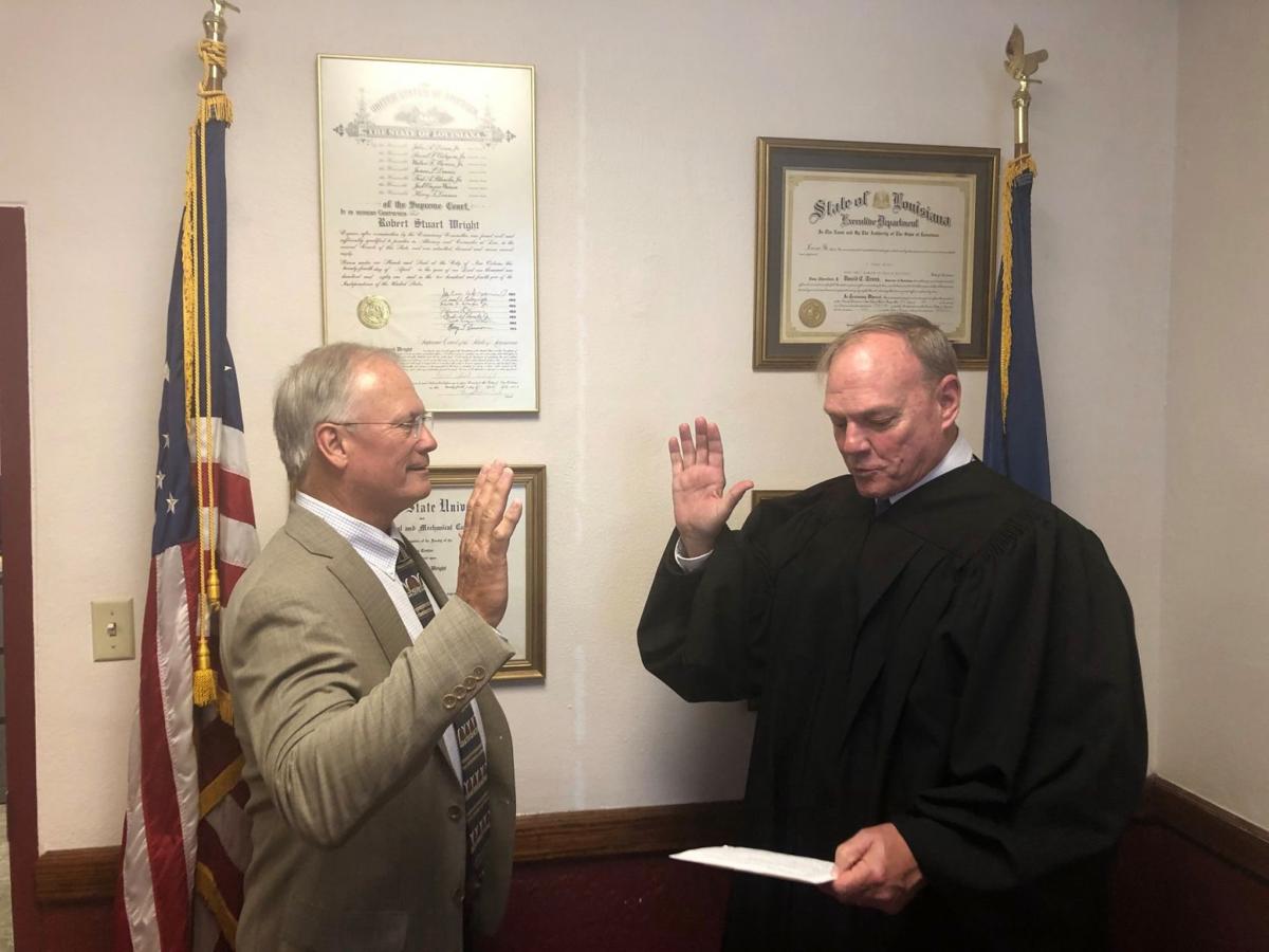 Stuart Wright sworn in as Natchitoches Parish sheriff | News | ktbs.com