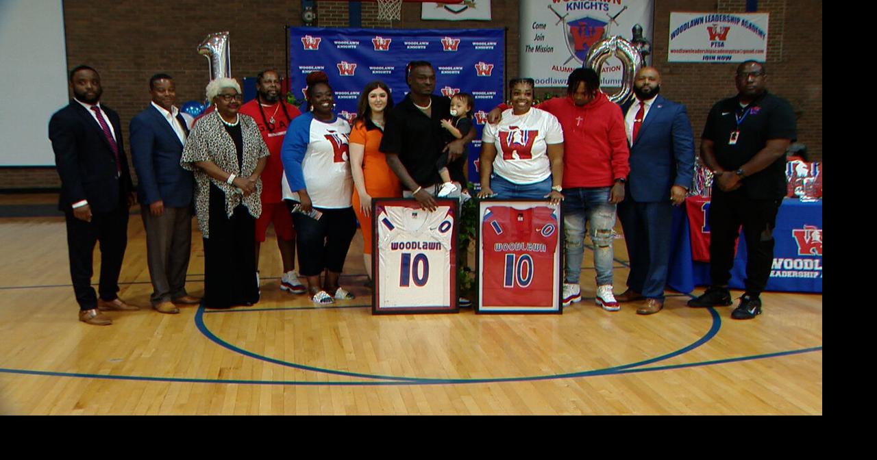 Donovan Wilson's No. 10 retired at Woodlawn | Sports | ktbs.com