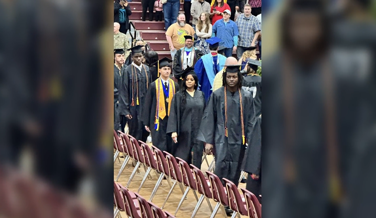 Webster student gets college degree while in high school | News | ktbs.com