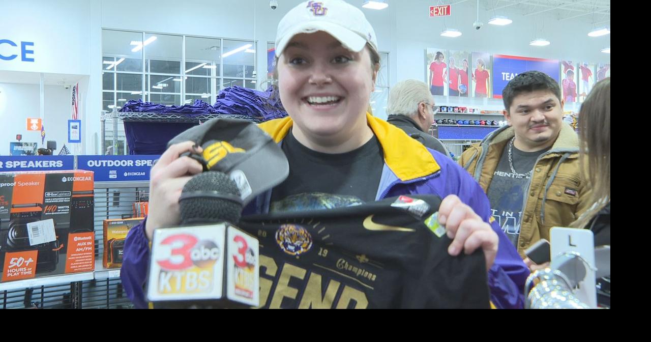 LSU gear flies off store shelves after Tigers' big win | News | ktbs.com