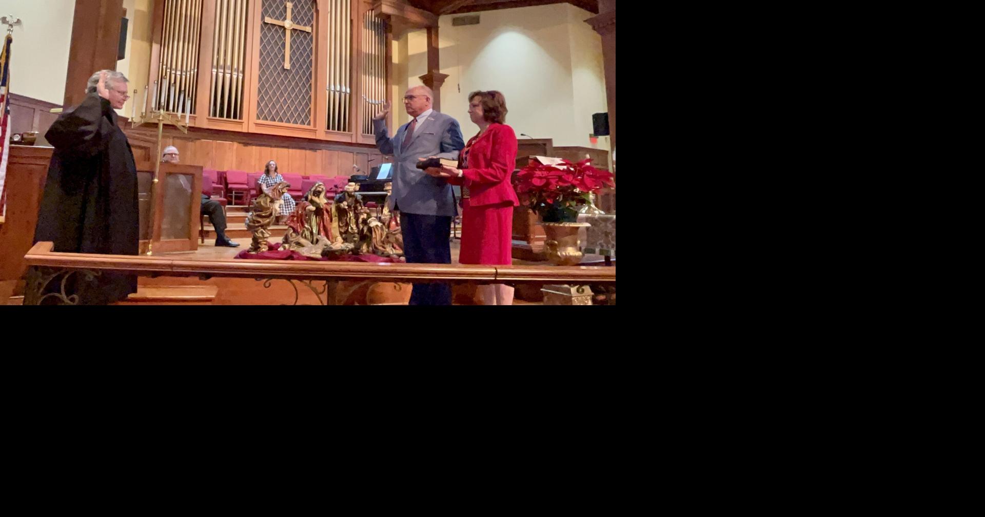 Texarkana Arkansas Mayor Allen Brown swears in on New Year's Day | News ...